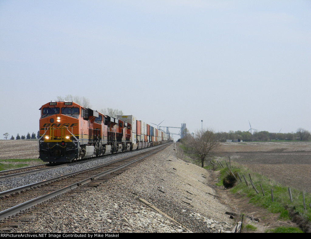 BNSF 8041